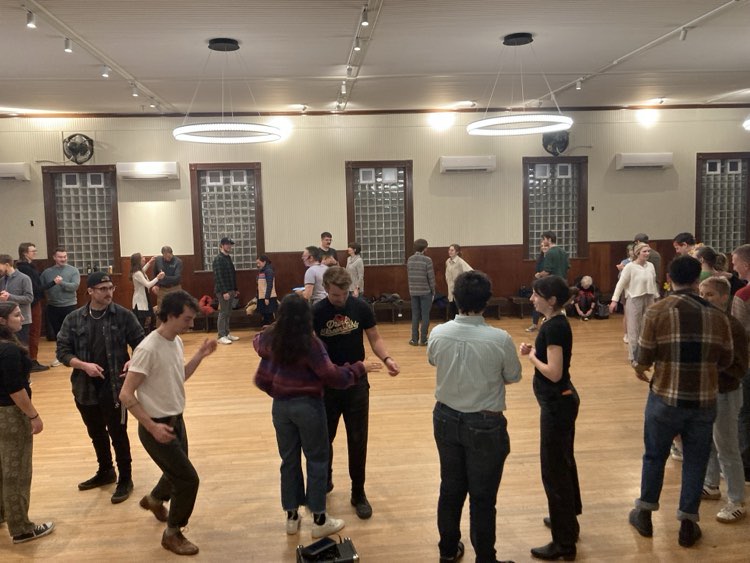 Milwaukee Stomp | Learn and dance blues and swing in and around Milwaukee.